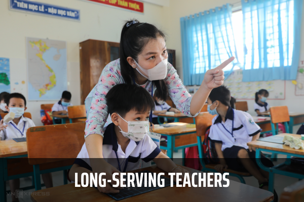 Will the salary of long-serving teachers in Vietnam decrease from July ...